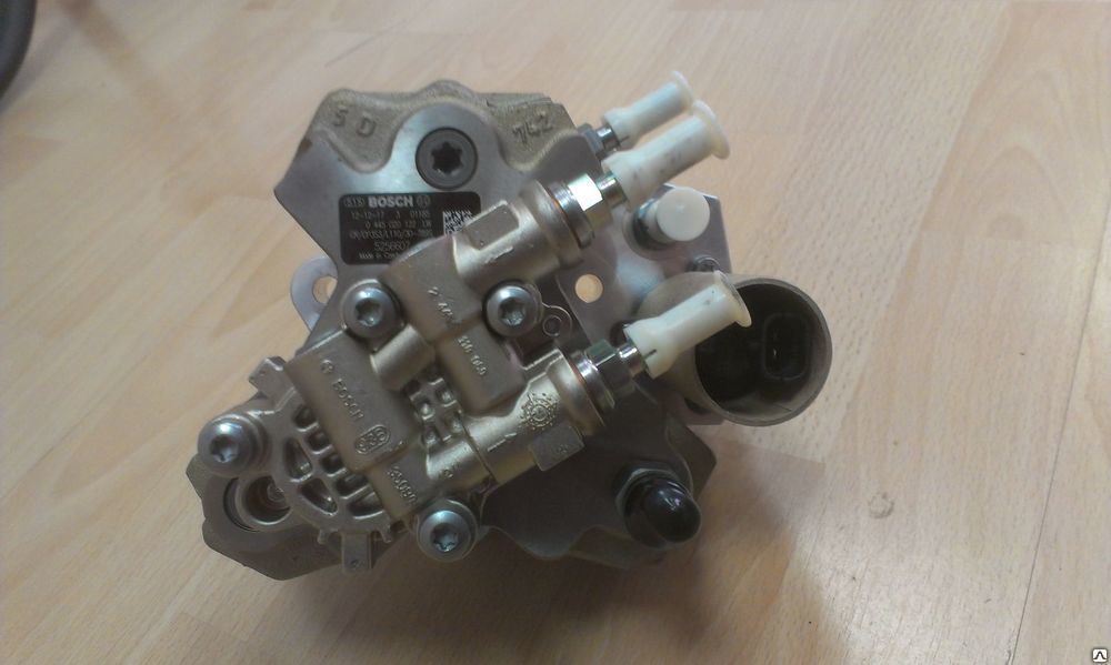 Насос топливный высокого давления (ТНВД) Bosch 0445020122 5256607 ...